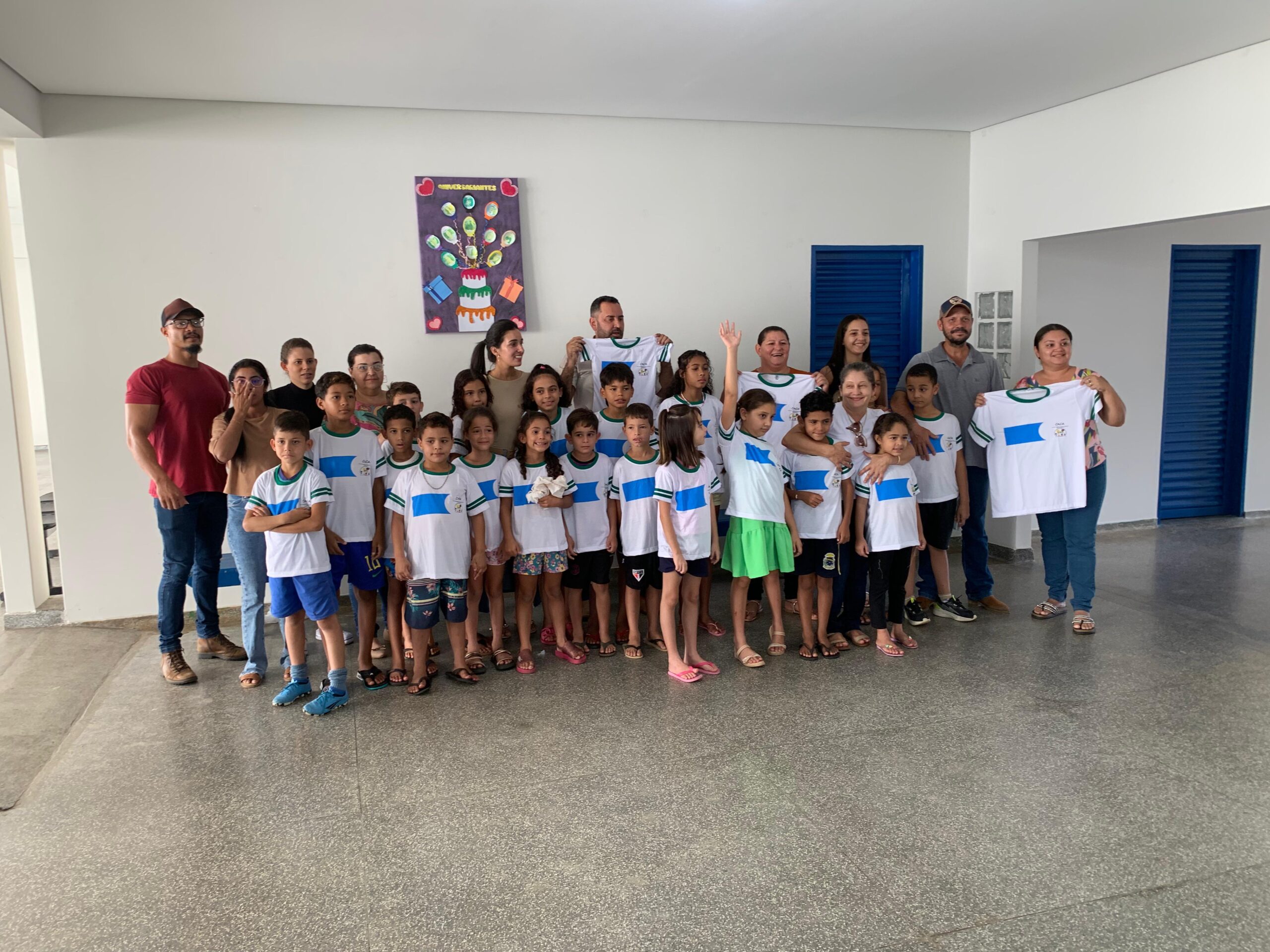 Alcinópolis realiza entrega de uniformes no CACA e reforça compromisso ...